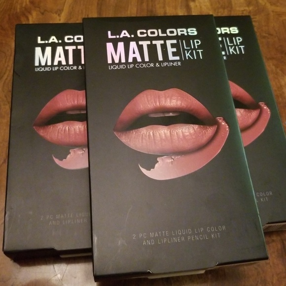 L.A Colors | Makeup | La Colors Lip Kit Bundle | Poshmark